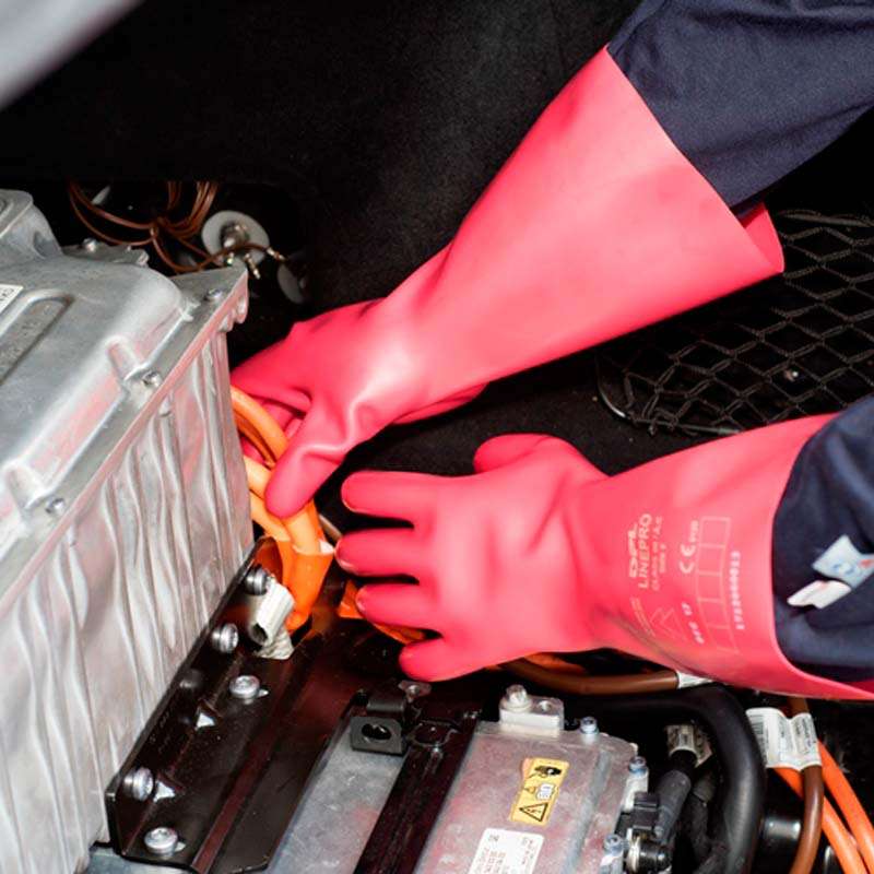 Rubber Gloves for Electricians: Essential Protection